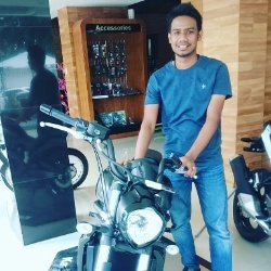 Hello Hellen (2108677) | Calligraphy | Font Bundles