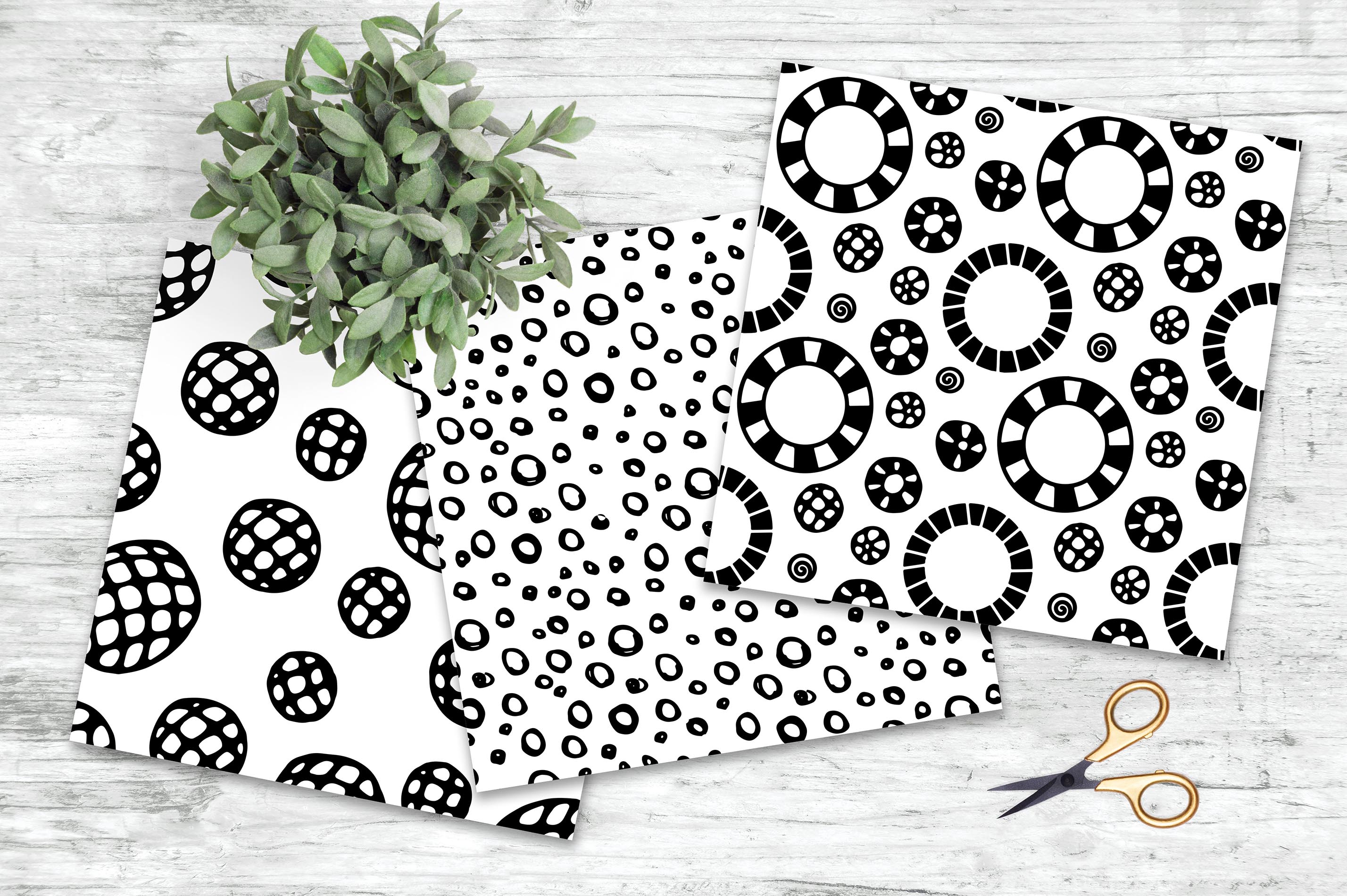 Hand Drawn Dots, 30 Seamless Patterns