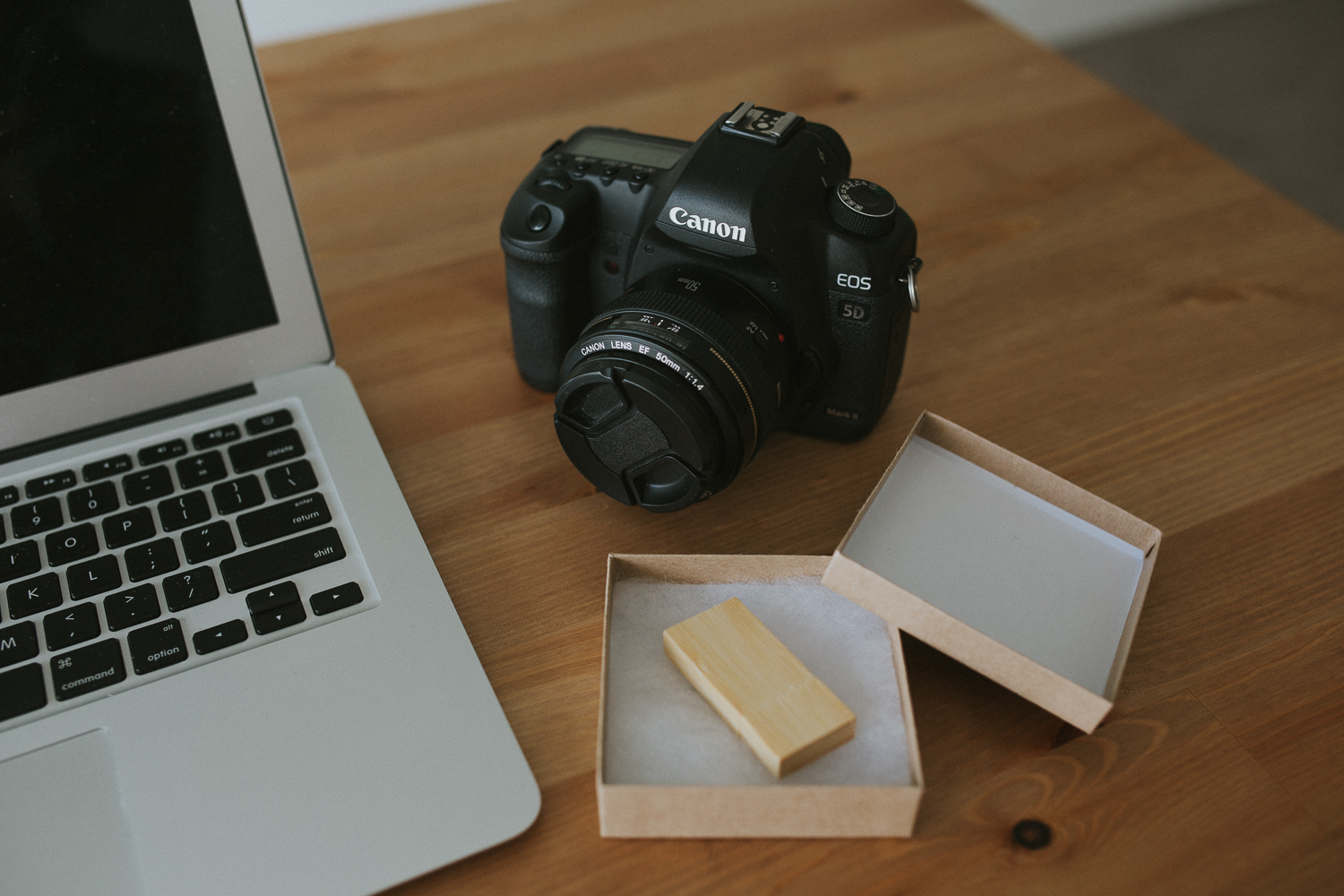 Photographer's Office (3709) | Business | Design Bundles