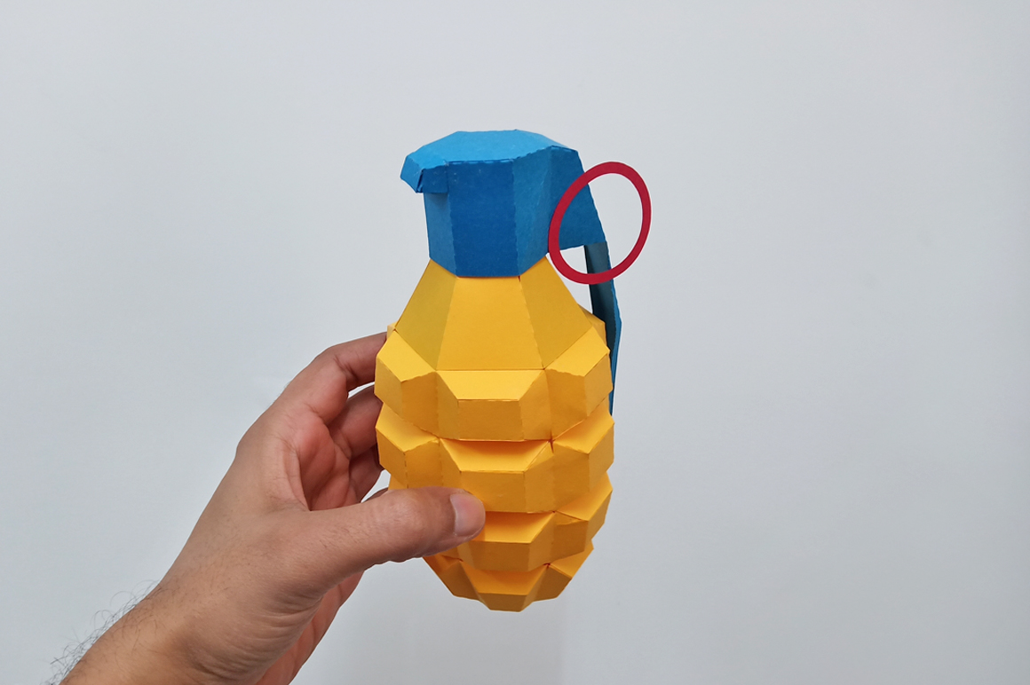 DIY Hand Grenade Favor - 3d papercraft